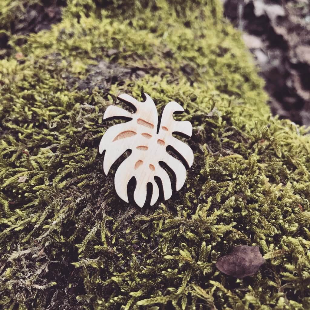 Cheese Plant Pin Badge | Zooniverse Designs • ecomersh.
